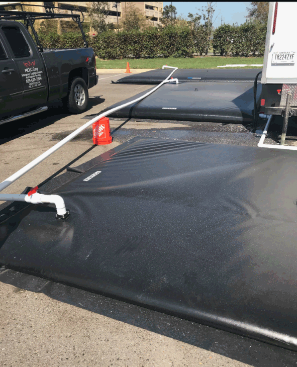 Potable Water Pillow Tank w/Ground Mat - 10,000 Gallons
