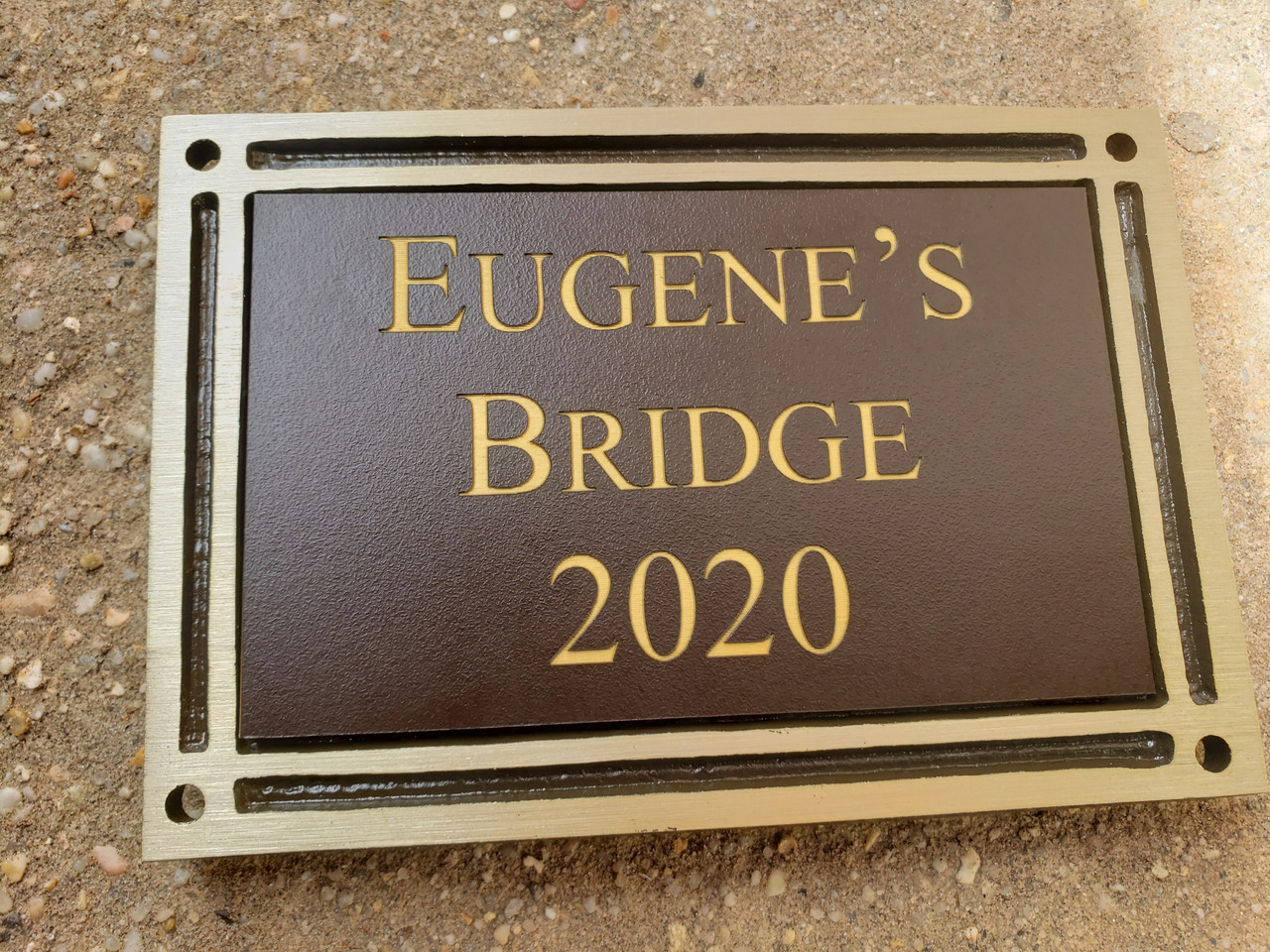 in loving memory plaque, dedication plaque, built by plaque, in honor ...