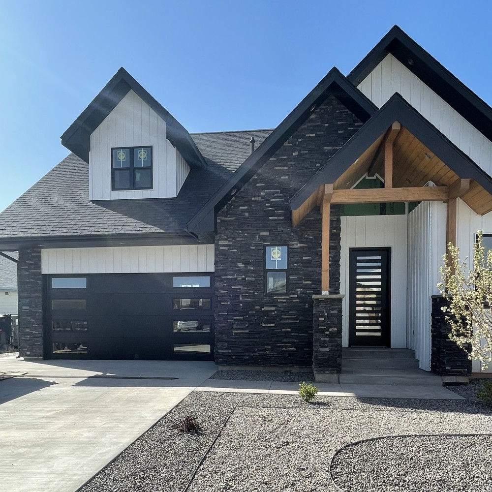 Pro-Fit Alpine Ledgestone Panel - Black Rundle - ACR Stone Group