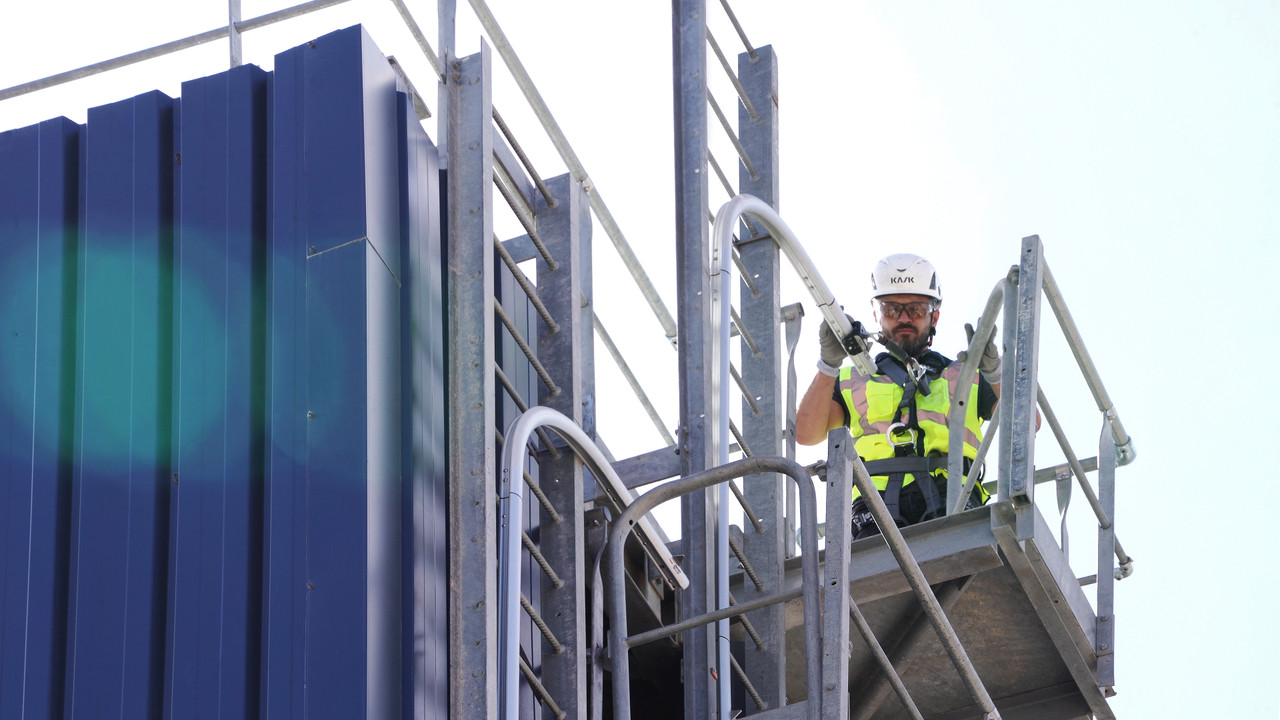 Frontline VLRS Securail Pro Vertical Lifeline System - Frontline