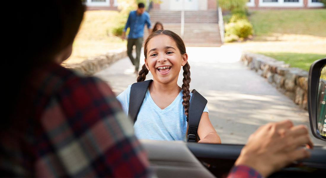 How to Order Custom Parent Pick Up Car Tags for Your School