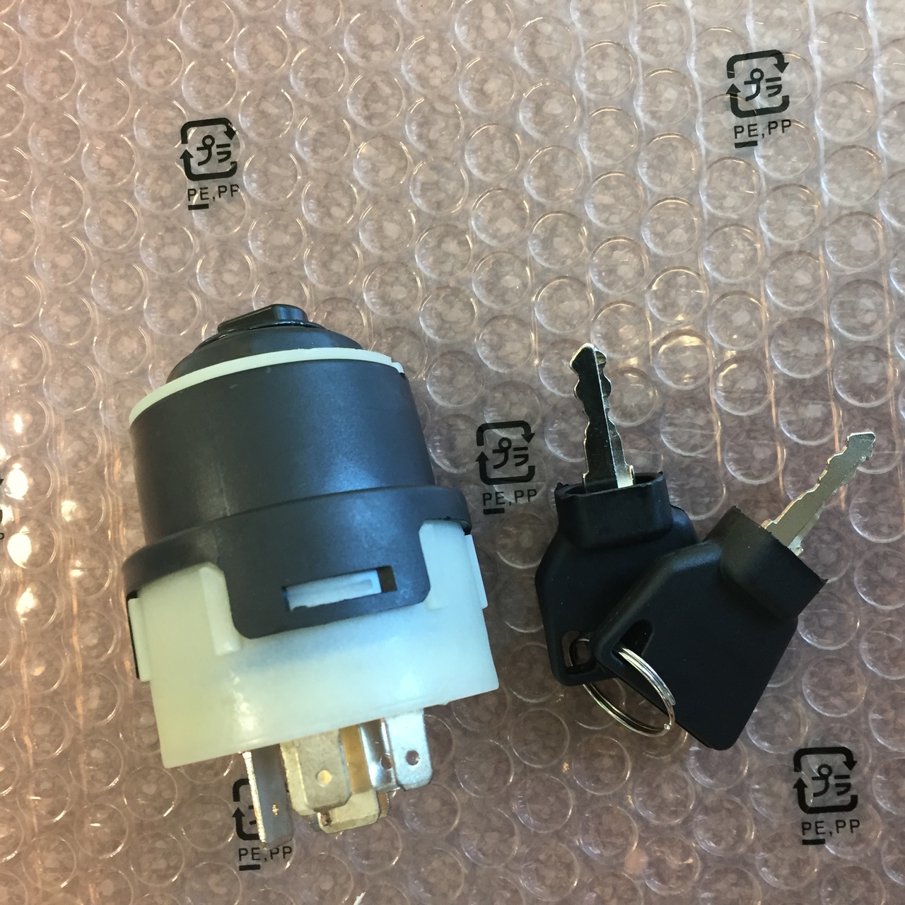 New JCB Ignition Switch with two keys 701/80184 for 8040ZTS 8045ZTS 803 ...