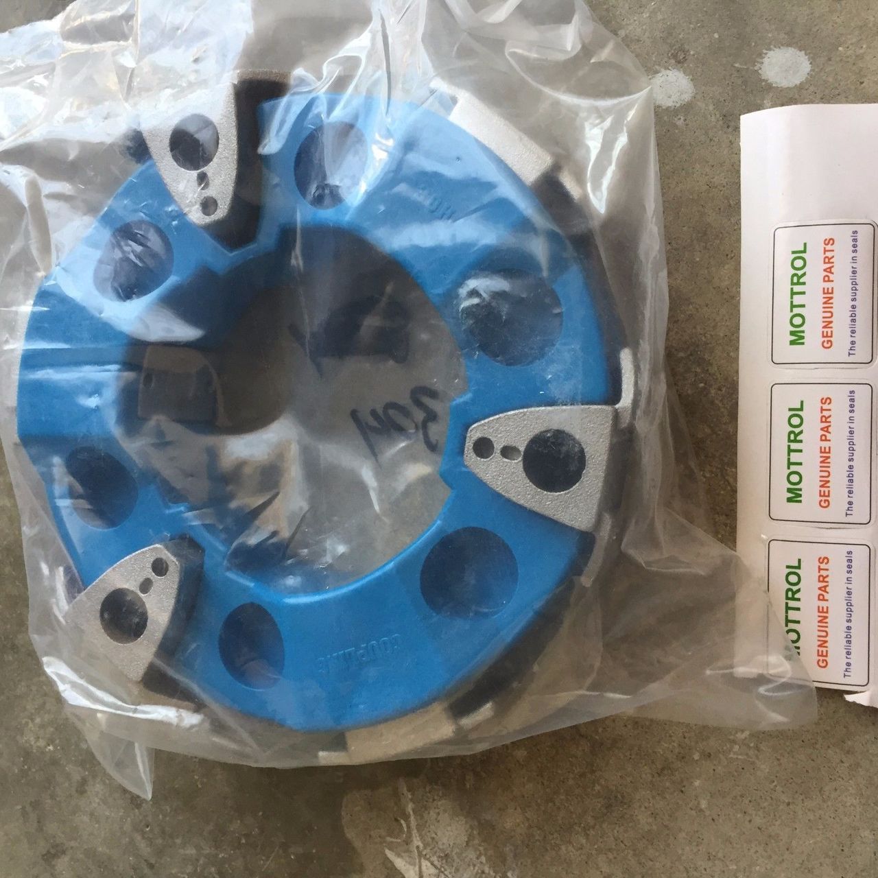 30H Coupling Assy With Insert Fits Kobelco Sk60 ,Doosan Dh55 Dh80-7 ...