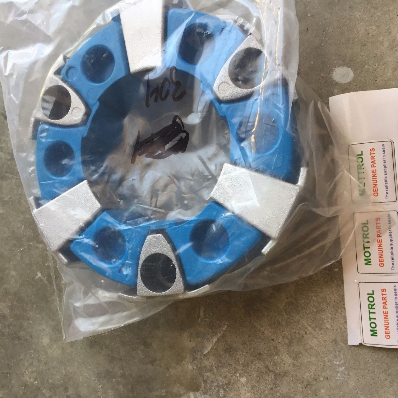 30H Coupling Assy With Insert Fits Kobelco Sk60 ,Doosan Dh55 Dh80-7 ...