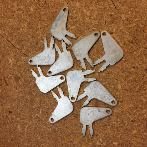 20 pcs 8398 KEYS Various Caterpillar, Case-IH, and Komatsu Industrial ...