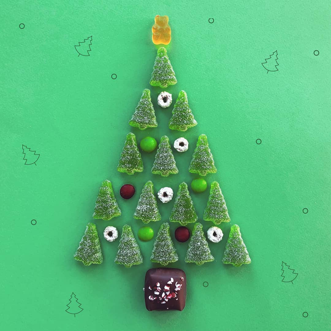 Christmas Gummi Snowmen & Trees with Snow | The Christmas Collection ...