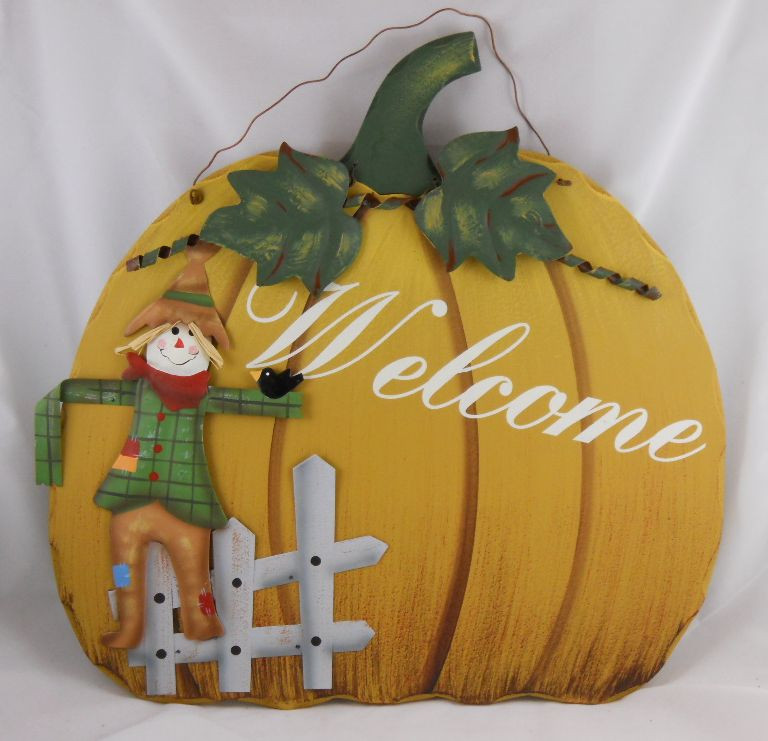 Welcome Pumpkin Wall Decoration