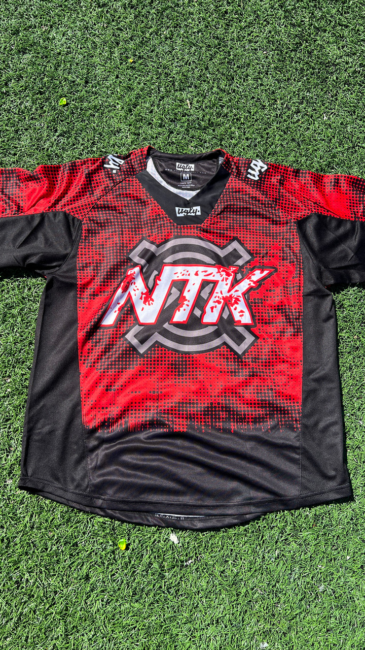 CUSTOM TITAN PRO JERSEY