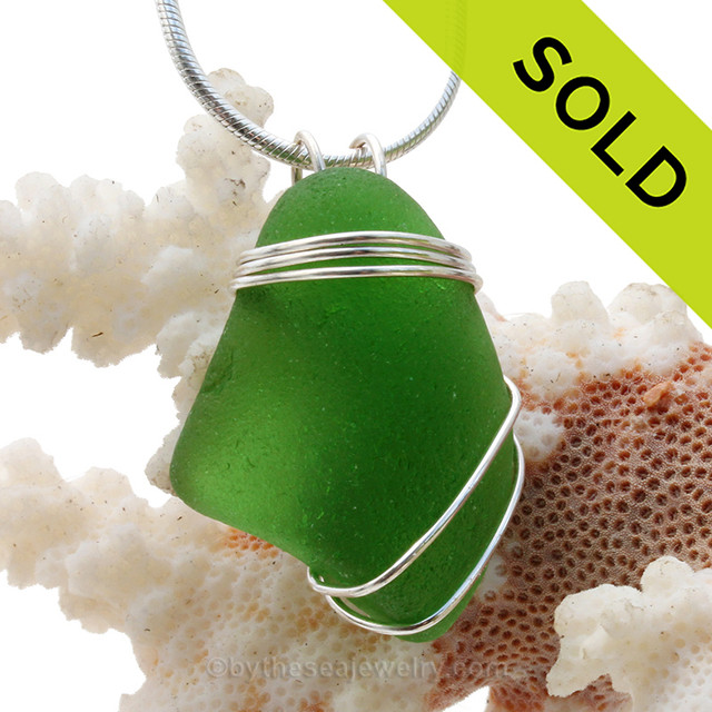 Large Vivid Green Bottle Bottom Sea Glass In Sterling Triple Setting