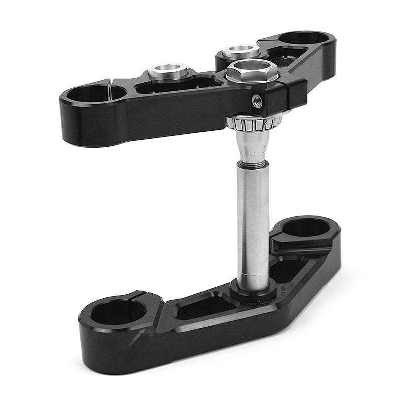 Hawg Halters Dominator Track Triple Tree | RotationWheels.com
