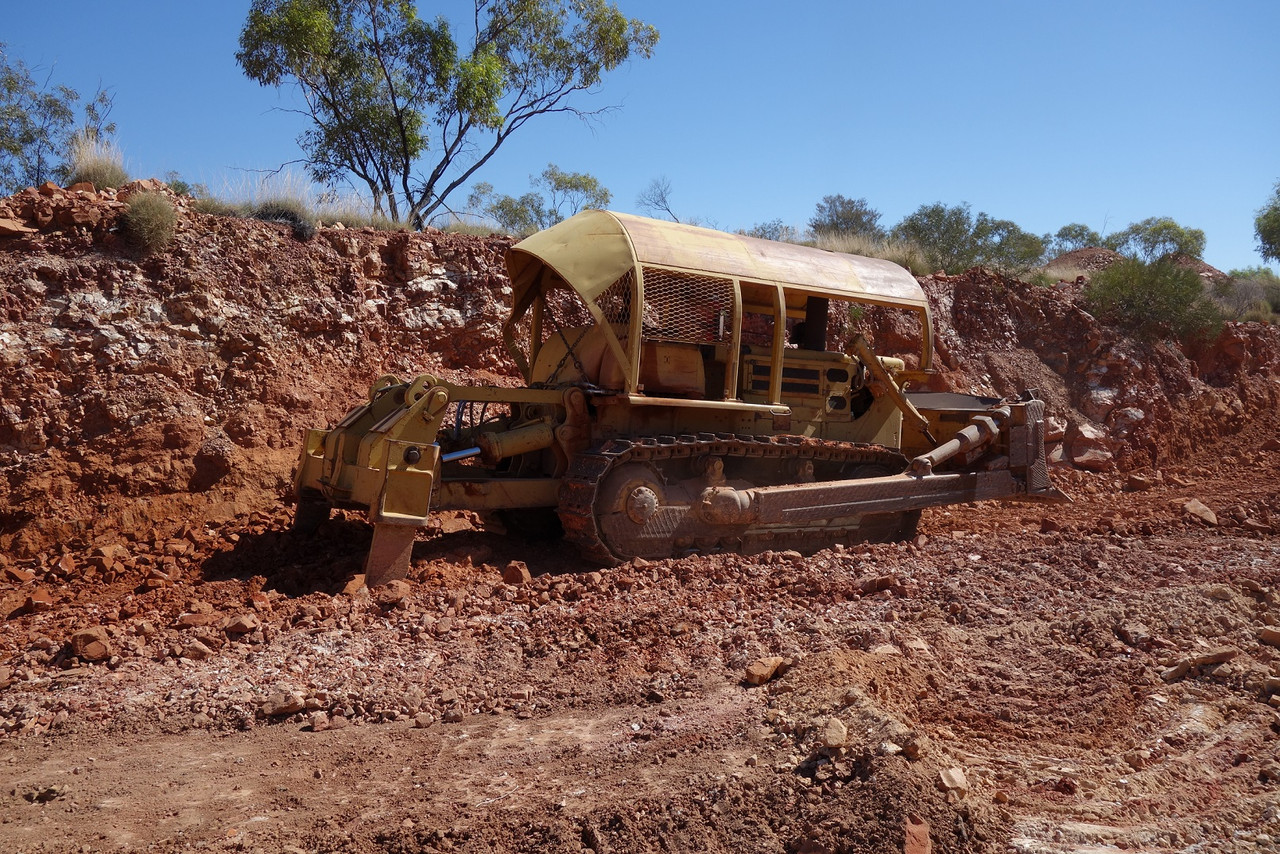 OUTBACK AUSTRALIA - BOULDER OPAL MINES - Australian Opal Direct