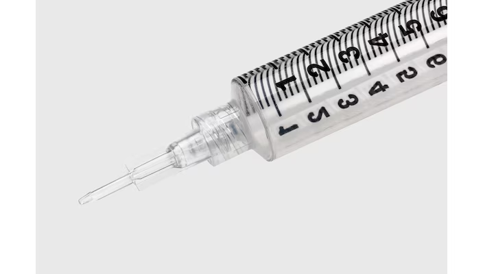 Syringe with BD Interlink™ blunt plastic cannula (syringe cannula ...