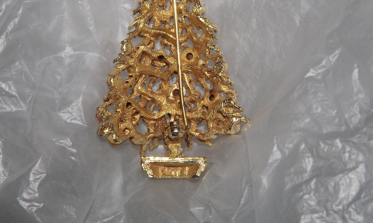 Vintage Signed Art Christmas Tree Pin Enamel Branches Boughs Xmas Brooch