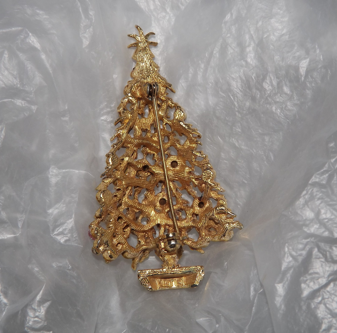 Vintage Signed Art Christmas Tree Pin Enamel Branches Boughs Xmas Brooch