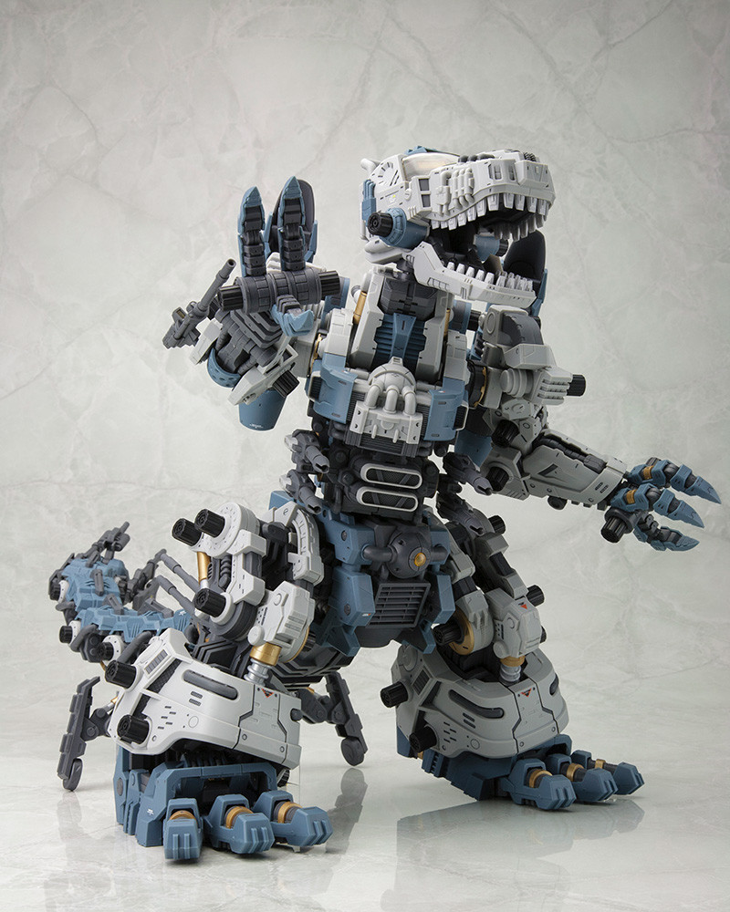 HMM ZOIDS 1/72 RBOZ-003 GOJULAS MARKING PLUS Ver. Plastic Model