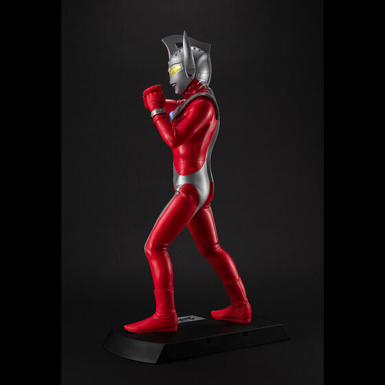 Ultimate Article Ultraman Taro Complete Figure