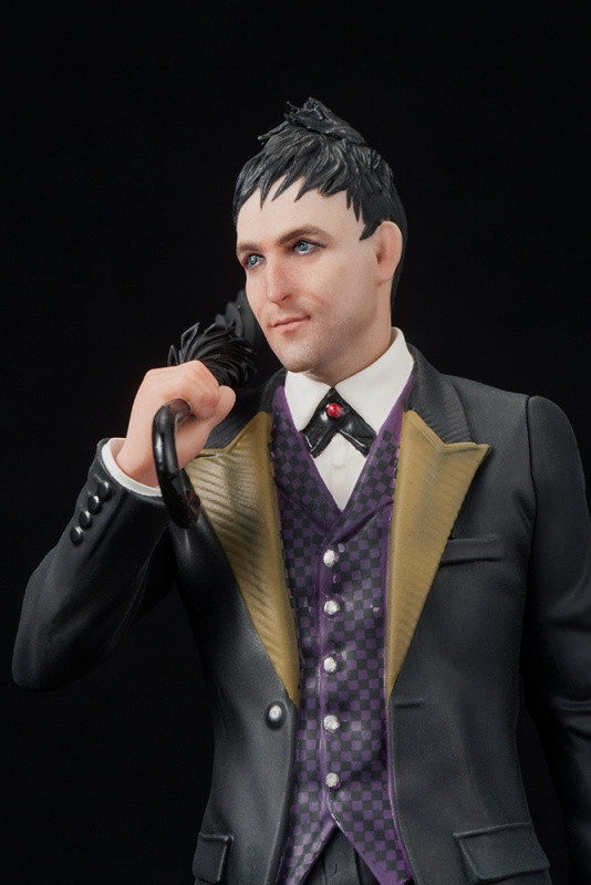 KOTOBUKIYA Artfx+ Oswald Penguin Cobblepot -Gotham- 1/10 PVC Figure Batman