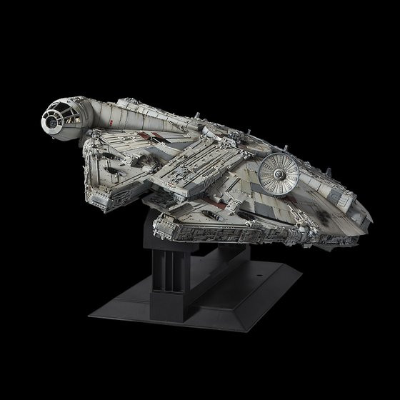PERFECT GRADE 1/72 Millennium Falcon Plastic Model ( IN STOCK ...