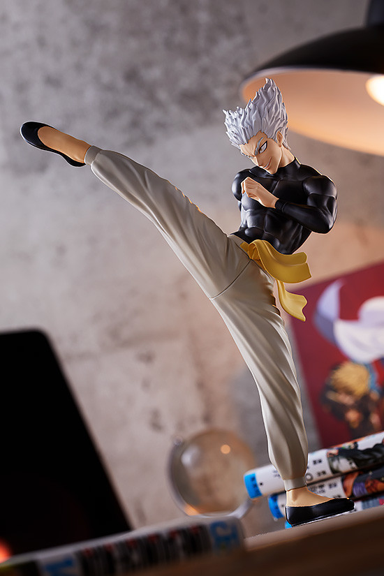 POP UP PARADE Garou (ONE-PUNCH MAN) PVC Figure