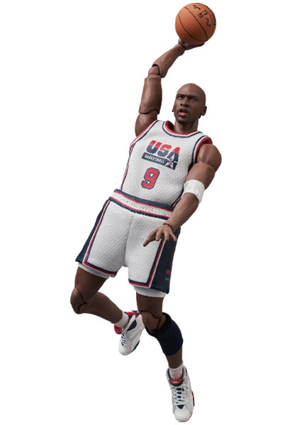 Mafex No.132 MAFEX Michael Jordan (1992 TEAM USA) Action Figure ...