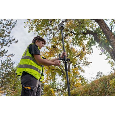 Spectra Geospatial SP100 GNSS Receiver | Capital Surveying Supplies