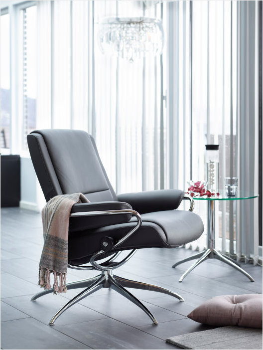 Stressless Paris Low Back Recliner | High Base with Adjustable Headrest