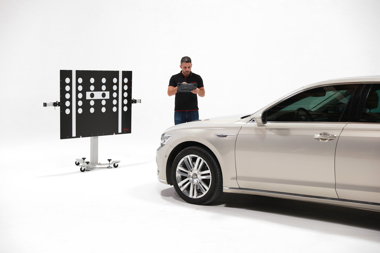 Autel ADAS LDW Calibration System with MS906MAX ADAS Tablet Package