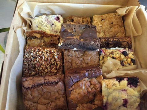 Baker's Dozen Bar Assortment - Maggie & Molly's Bakery