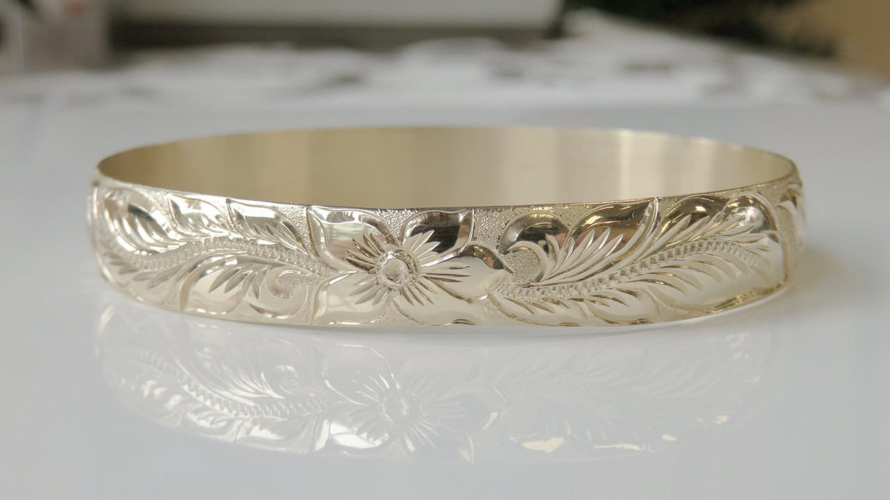 White gold hawaiian bracelet store
