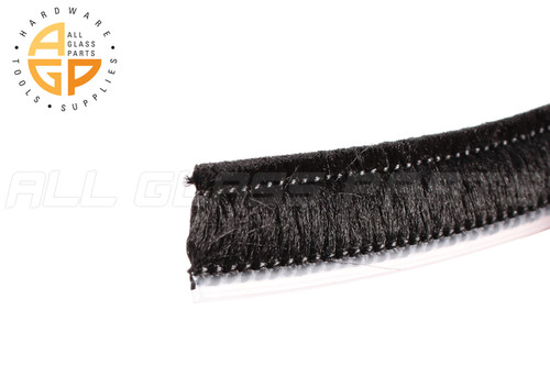 Fringe Weatherseal c/w Extruded Bead 11/16'' Pile Black