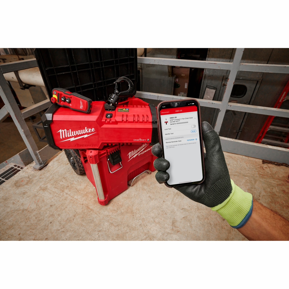 Milwaukee M18BLCHT0 - 18V 1 Ton Chain Hoist With One-Key (Tool Only ...