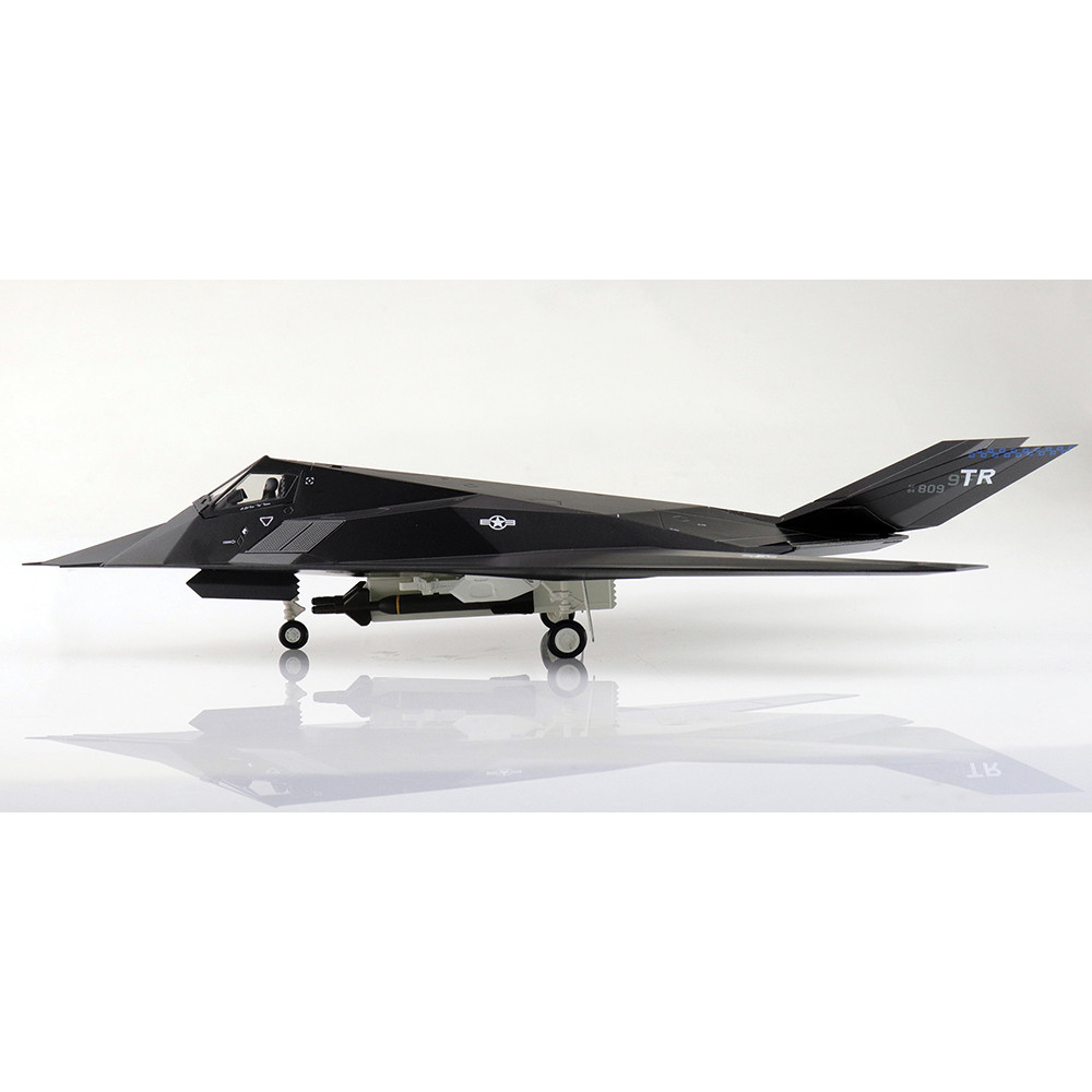 F-117A Nighthawk 1/72 Die Cast Model, 84-0809, USAF, 2022 | Historic ...