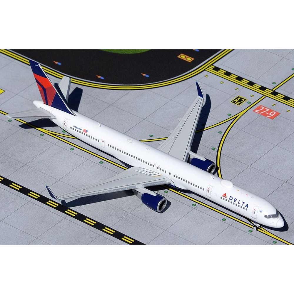 Boeing 757-300 1/400 Die Cast Model - Delta | Historic Aviation - The ...