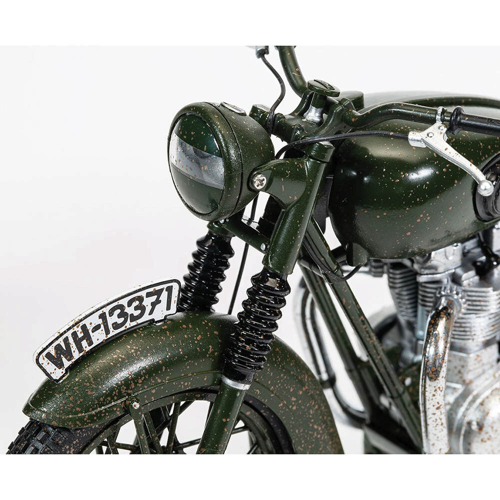 Triumph TR6 Trophy (Weathered) 1/12 Die Cast Model The Great Escape ...