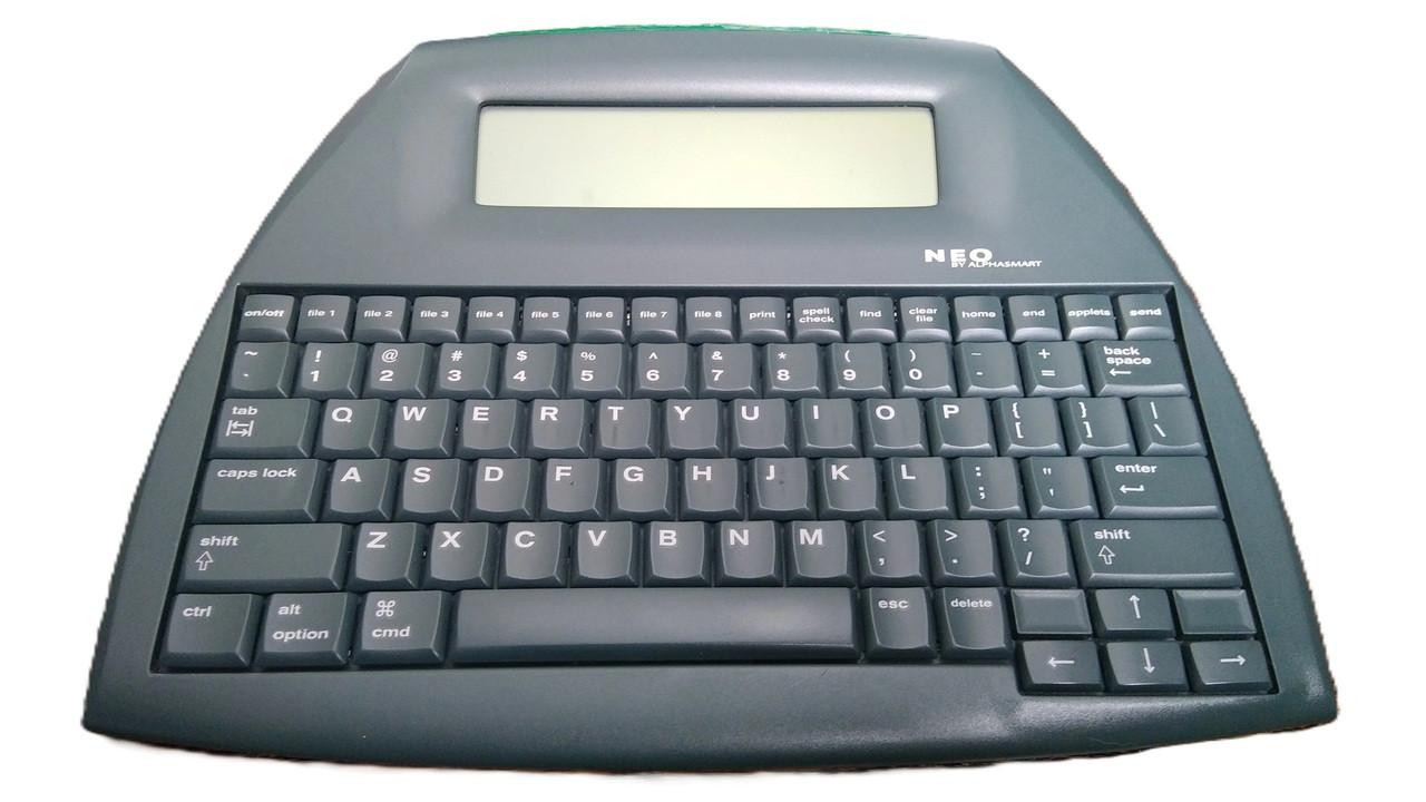 Alphasmart Neo Word Processor with Full Size Keyboard, Calculator