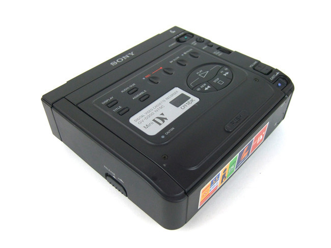 Sony GVD900 Digital MiniDV Video Walkman (Portable DV Playback ...
