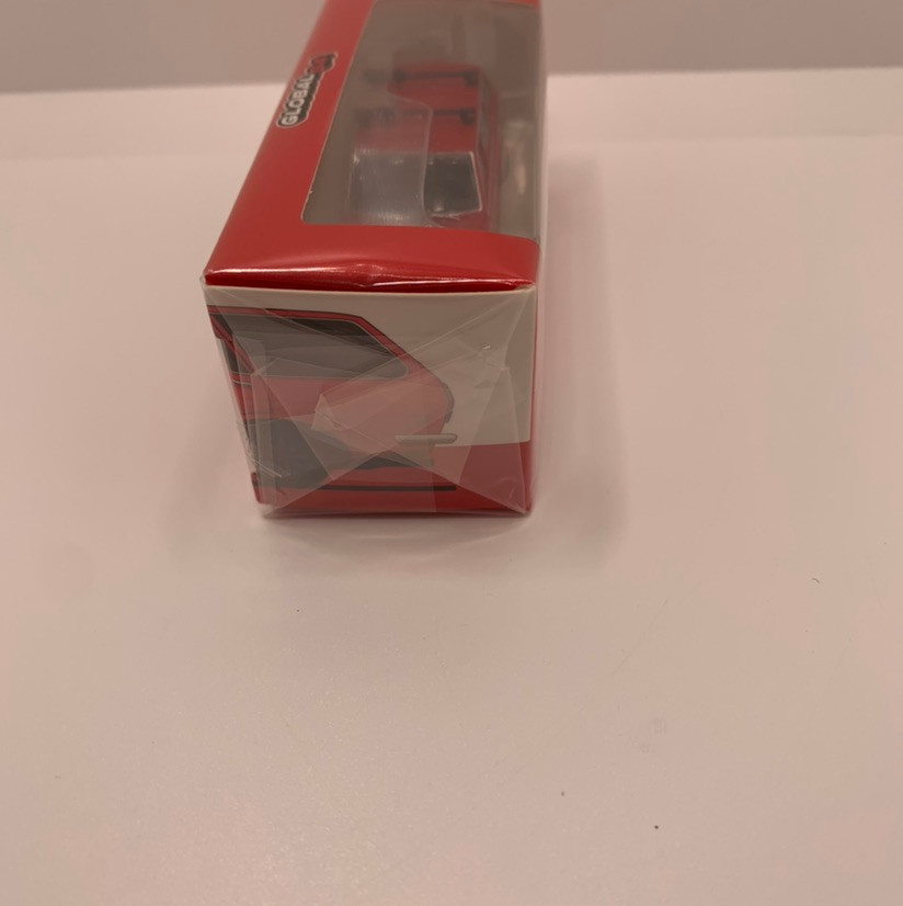 Tarmac Works 1:64 Global 64 Datsun Bluebird 510 Wagon With Bike & Rack ...