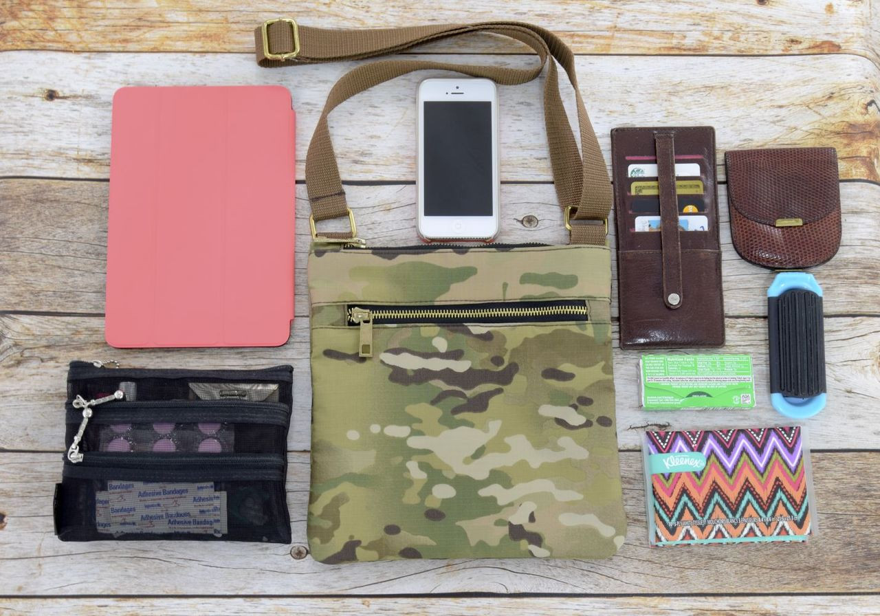 CROSSBODY BAG - Flying Circle Gear