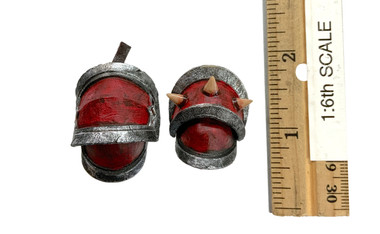 Orc Female Assassin Garona Halforcen - Shoulder Armor - Toy Anxiety