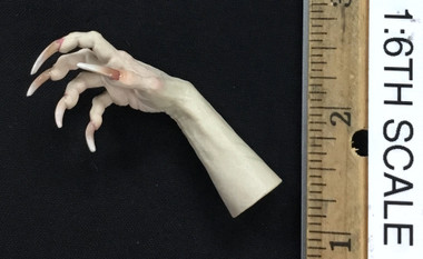 Nosferatu (100th Anniversary Standard Edition) - Right Vampire Posed ...