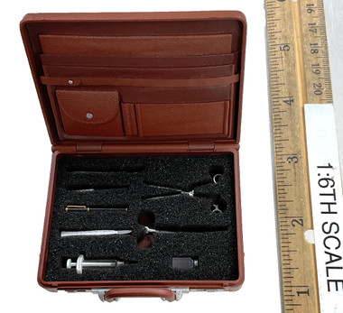 Downtown Union Surgeon - Briefcase w/ Surgical Instruments (Opens ...