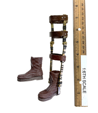 The Texas Chainsaw Massacre 3 (1990): Leatherface - Leg Brace w/ Boots ...