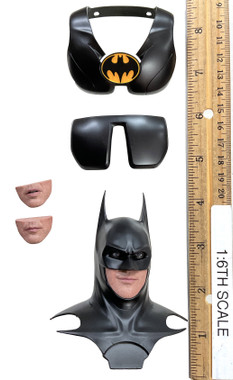 The Flash (2023): Batman (Modern Suit) - Head w/ Cowl & Upper Body ...