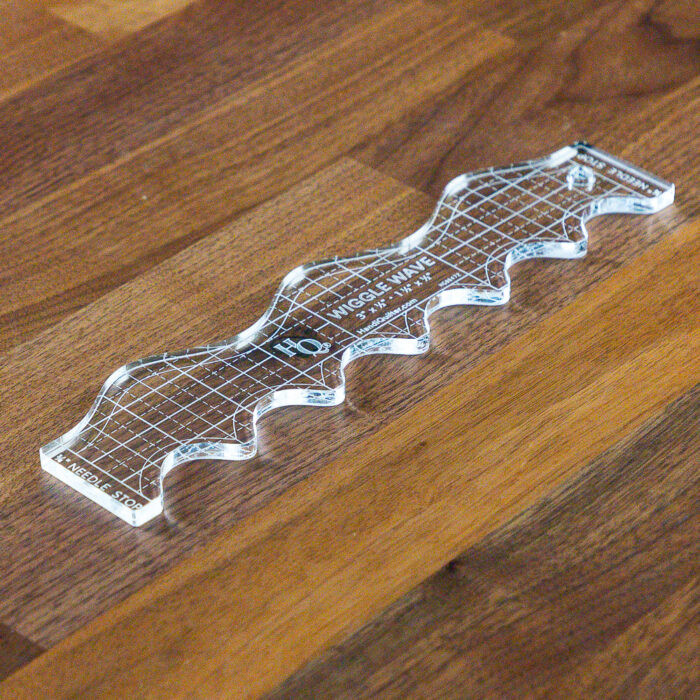 Handi Quilter Wiggle Wave Ruler