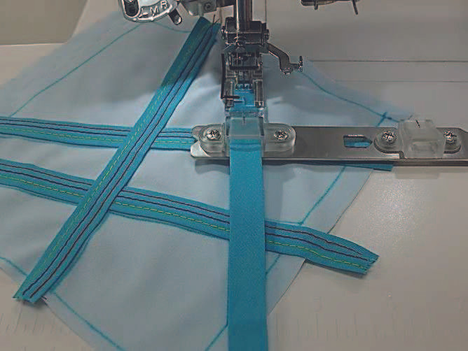 Bias Tape Guide & Belt Loop Folder