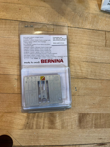 BERNINA Straight, Cutwork, Punch Stitch Plate 210-240, 330-380, 430 ...
