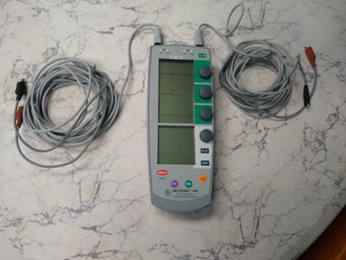 Medtronic Dual-chamber Pacemaker 5388 with 2 external leads