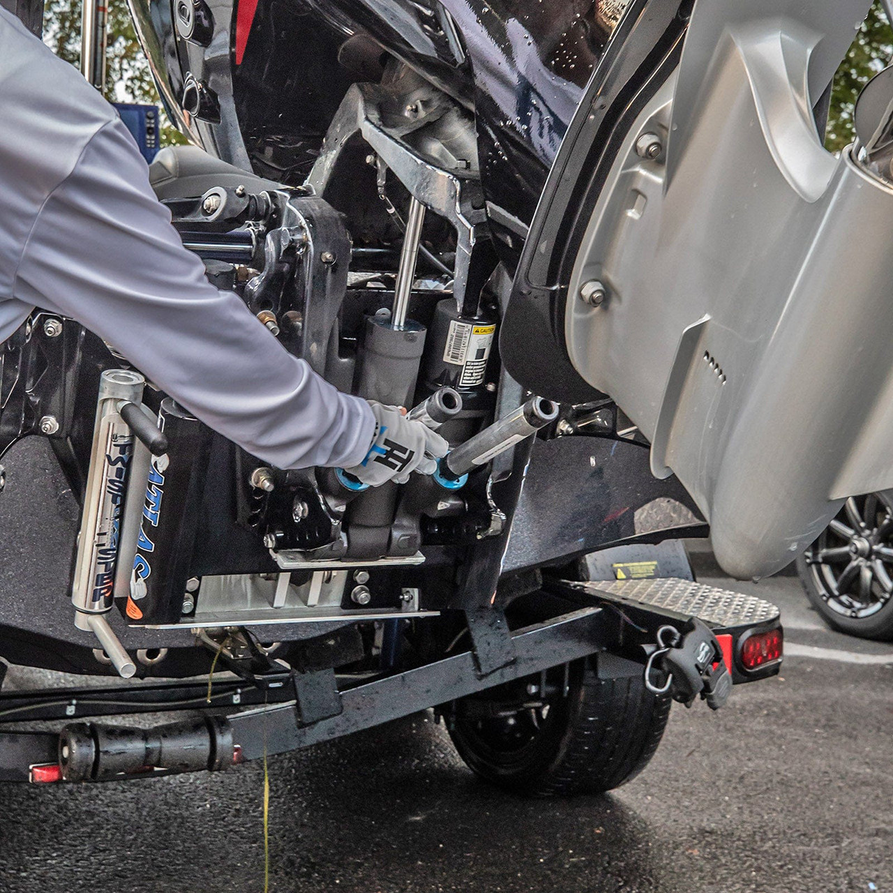 T-H Marine Outboard Motor Support Stick | FishUSA