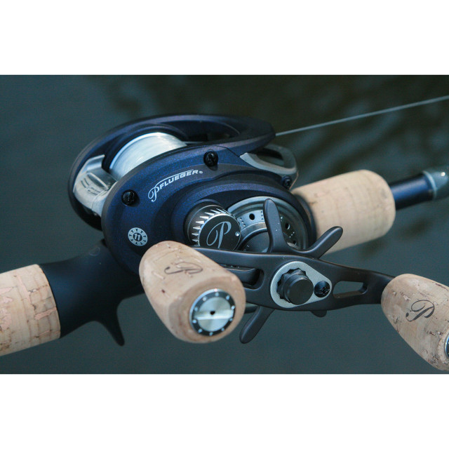 Pflueger President XT Low Profile Casting Reel | Baitcaster | FishUSA