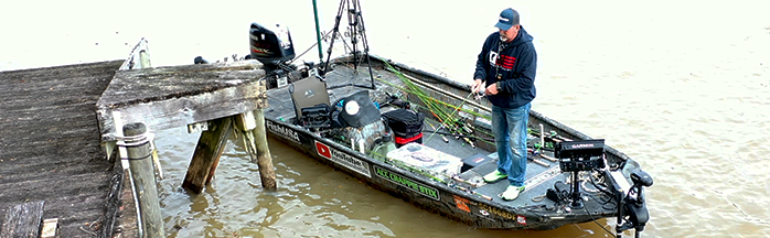 Mastering Dock Shooting For Crappie with ACC Crappie Stixs and ...